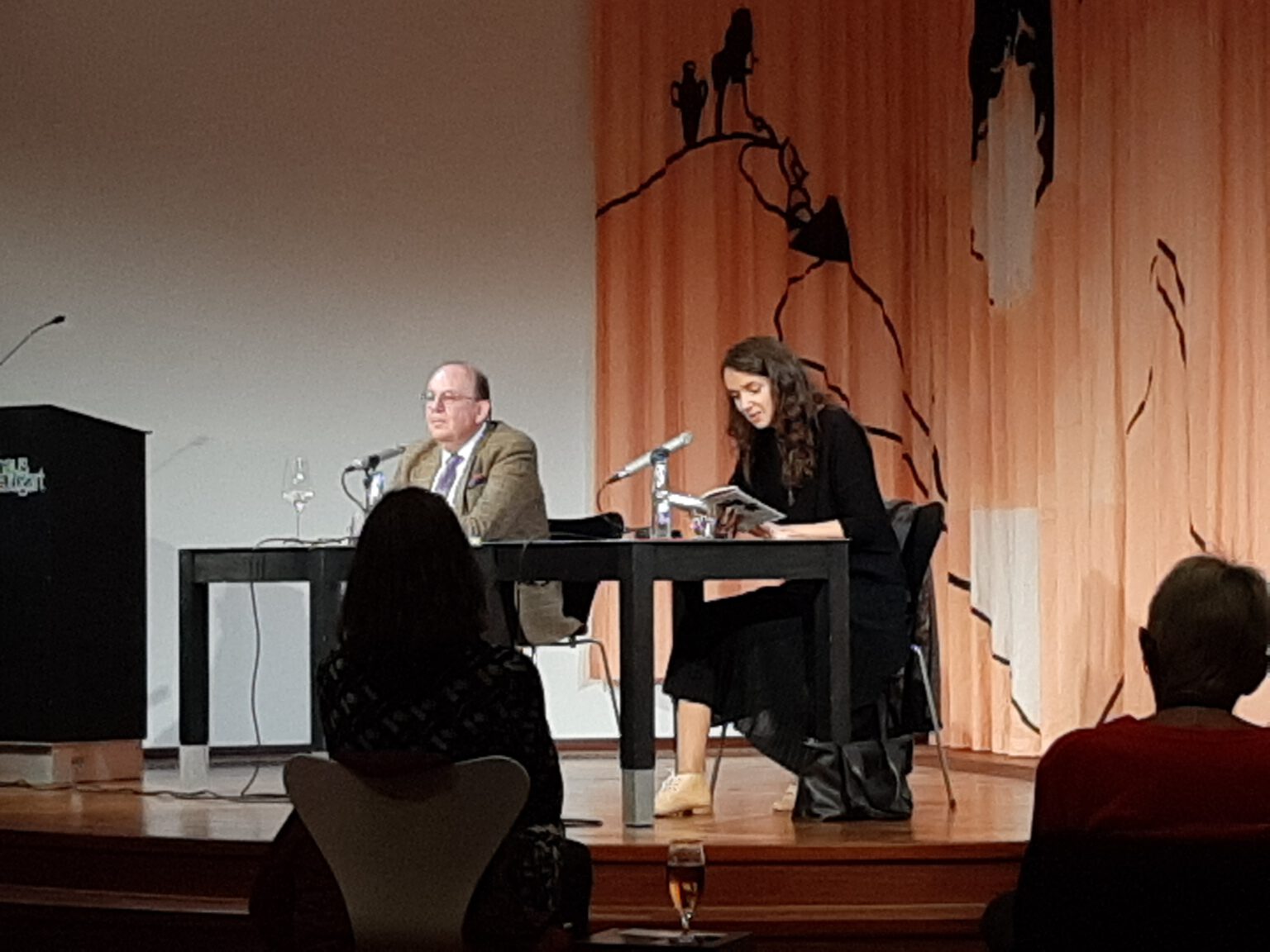 Iris Wolff und Denis Scheck zu Gast im Literaturhaus Stuttgart | Mit ...